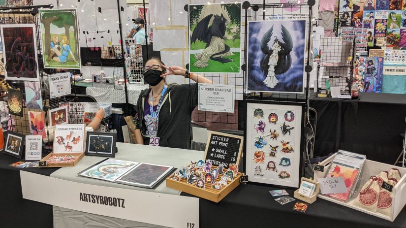 How To Pick Products to Sell At An Artist Alley – ArtsyRobotz